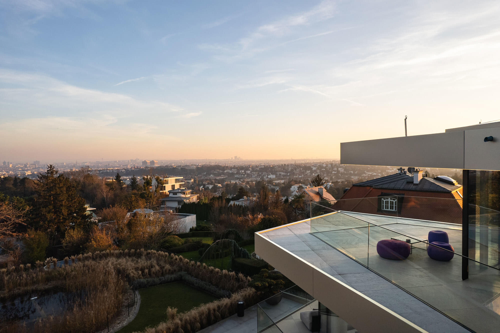 Villa Luminea: Designer-Villa mit unvergleichlichem Blick über Wien ...